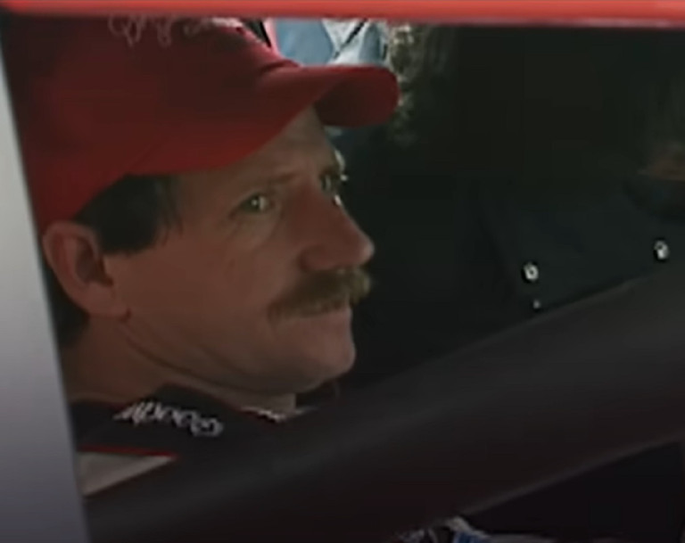 The Tragic Final Hours Of Dale Earnhardt