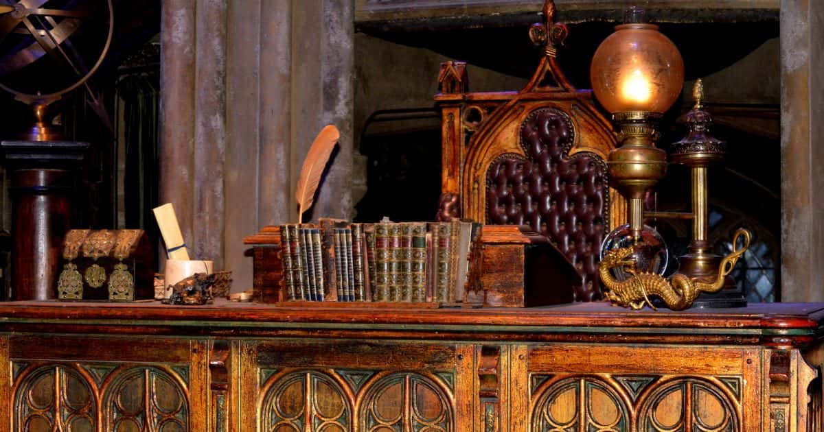 21 Scholarly Facts About Beloved Hogwarts Professors - Factinate