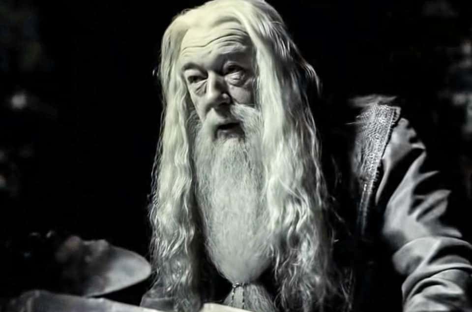 Magical Facts About Albus Dumbledore, Hogwarts' Tormented Headmaster ...