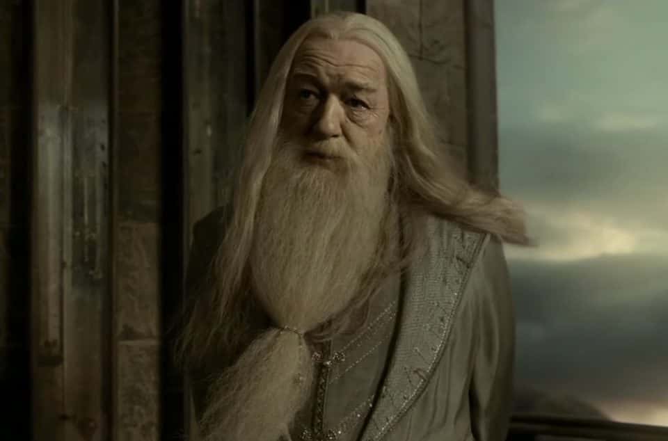 Magical Facts About Albus Dumbledore, Hogwarts' Tormented Headmaster ...