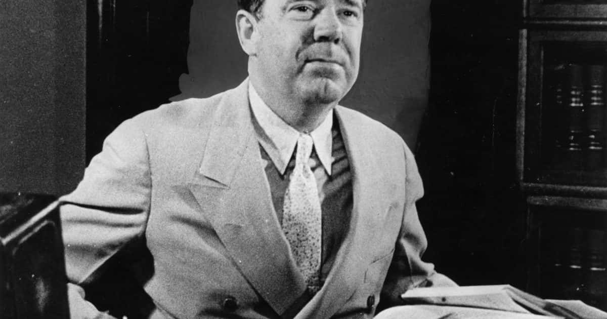 43 Dark Facts About History's Deadliest Assassins - Factinate