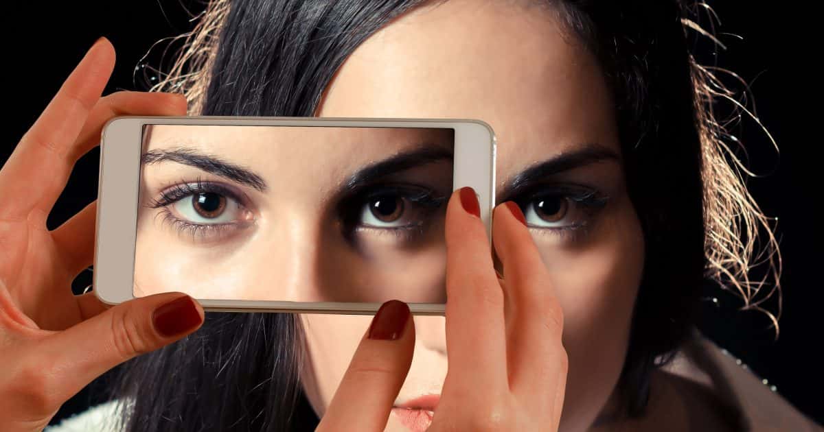 Beautiful Facts About Human Attraction - Factinate