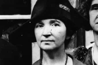 Groundbreaking Facts about Female Scientists - Factinate