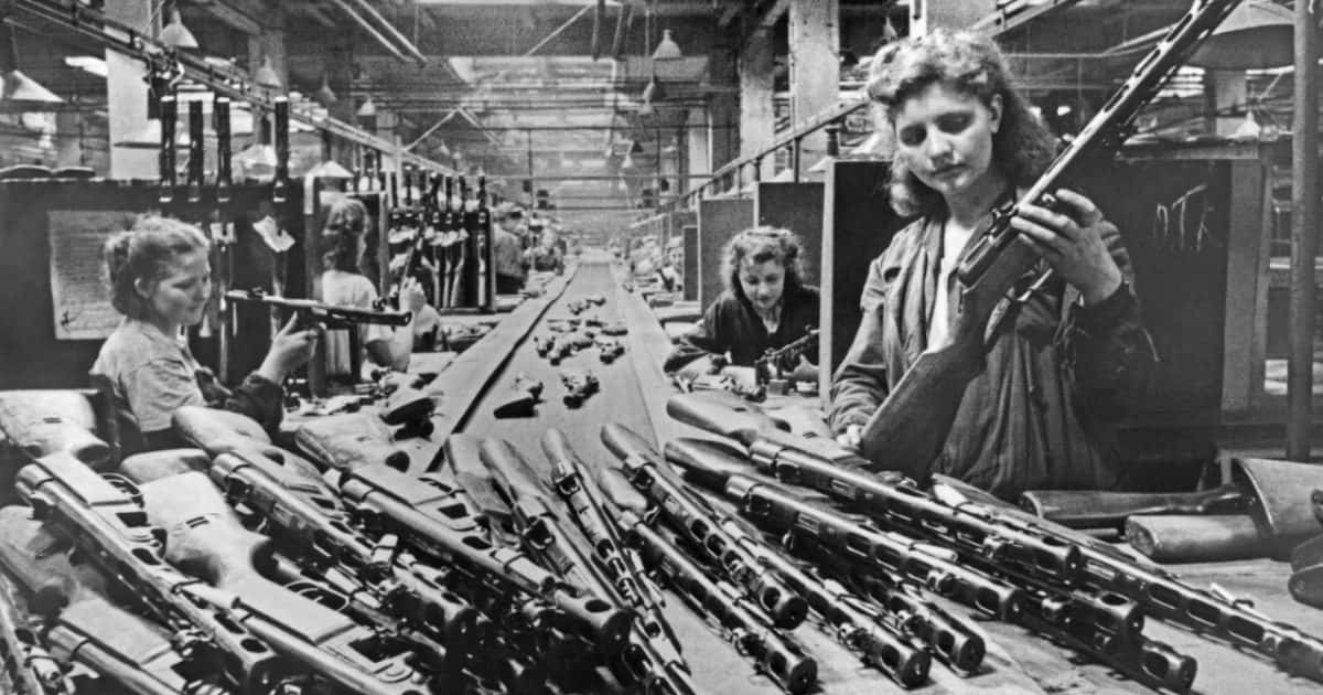 Brutal Facts About The Most Devastating Wars In History - Factinate