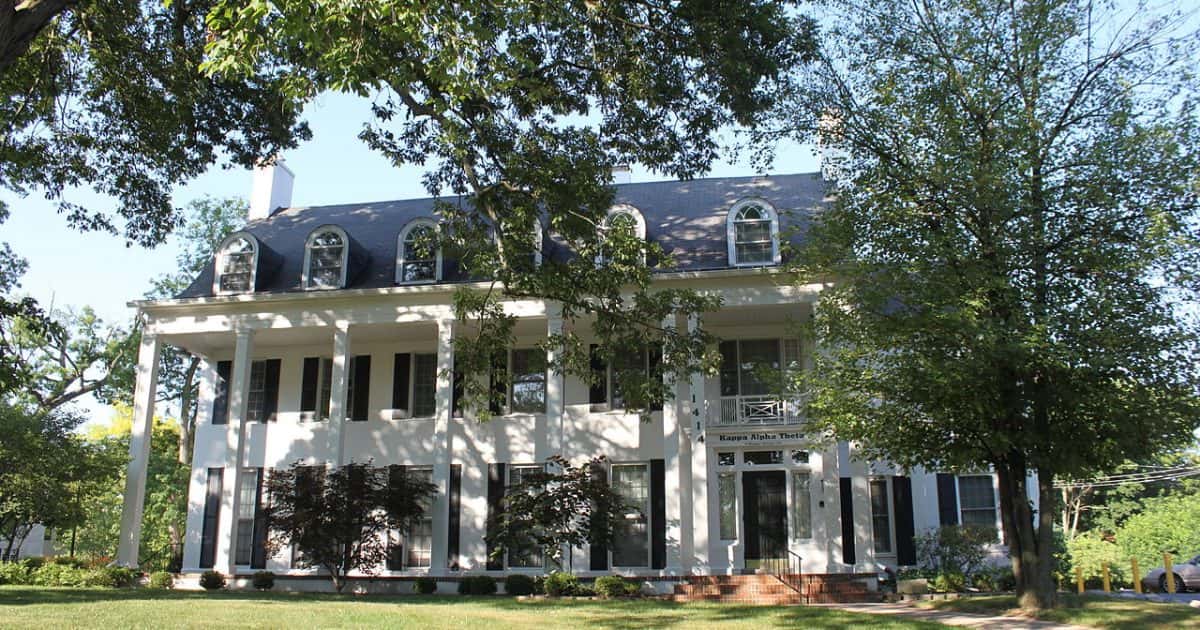 Wild Facts About Fraternities and Sororities - Factinate