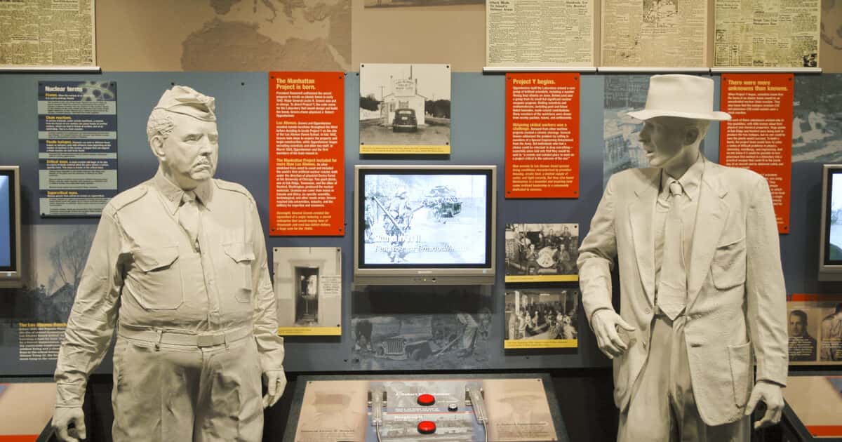 Explosive Facts About The Manhattan Project - Factinate