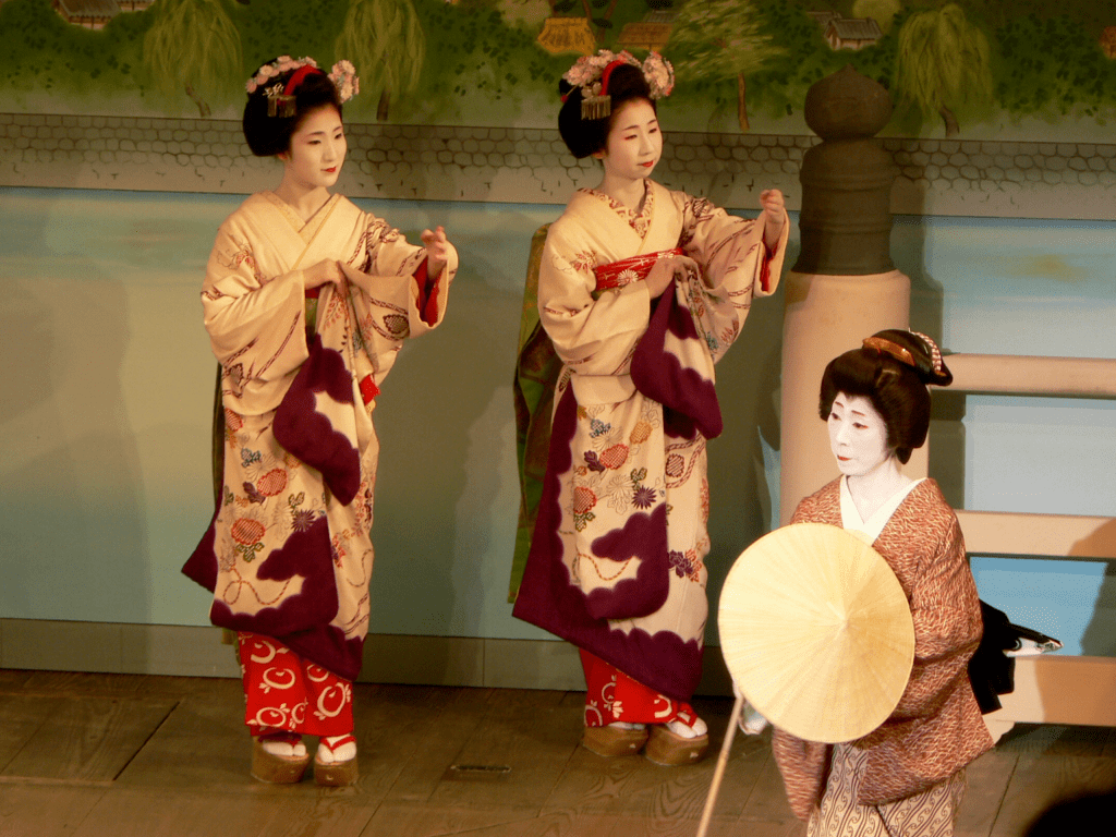 42 Graceful Facts About Geishas