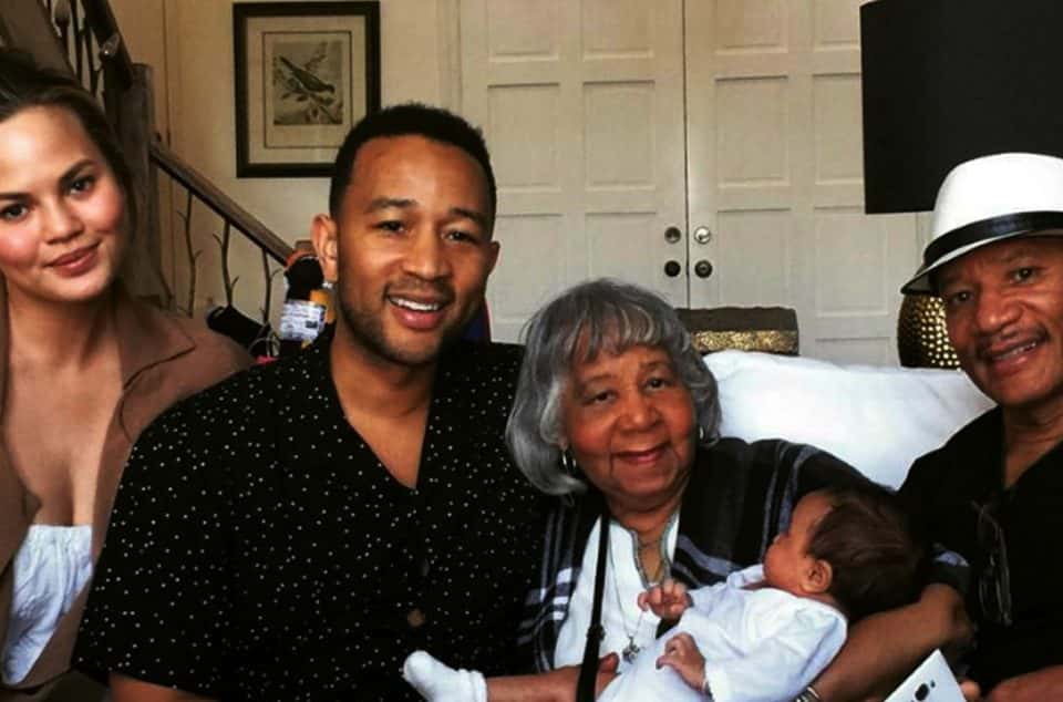 42 Soulful Facts About John Legend - Factinate