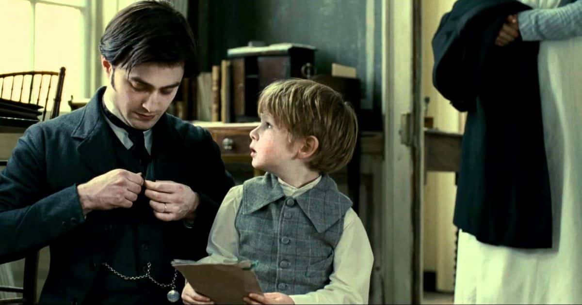 42 Behind-The-Scenes Facts About Daniel Radcliffe - Factinate