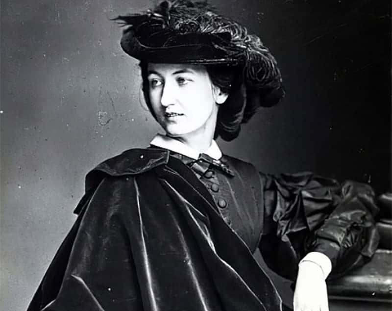 Devious Facts About Femmes Fatales - Factinate