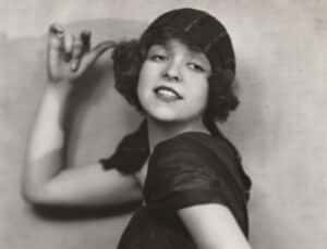 Tragic Facts About Clara Bow, Hollywood’s First “It” Girl