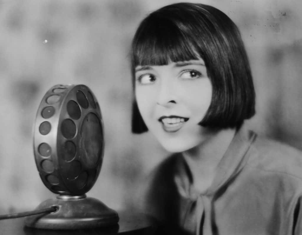 Tragic Facts About Clara Bow, Hollywood’s First “It” Girl