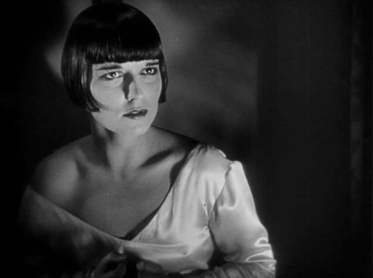 Tragic Facts About Louise Brooks, Hollywood's Lost Starlet