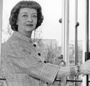 Susan Hayward’s Oscar triumph didn’t stop her from insisting she be ...