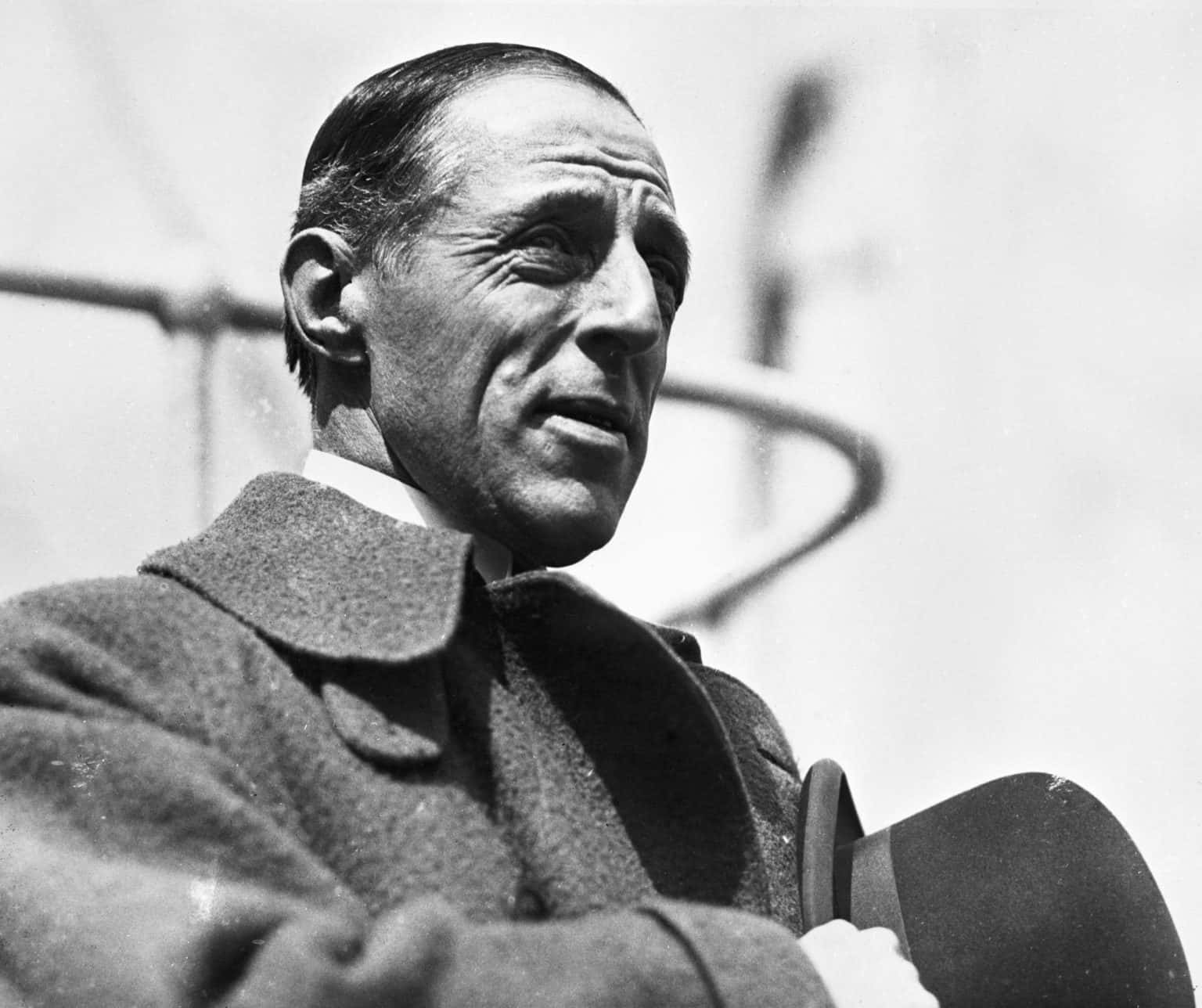 Notorious Facts About D.W. Griffith, The Man Who Invented Hollywood