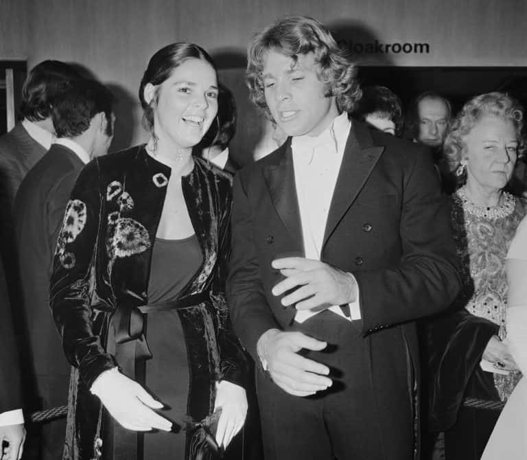 Fiery Facts About Ali MacGraw, 70s Hollywood Ingenue