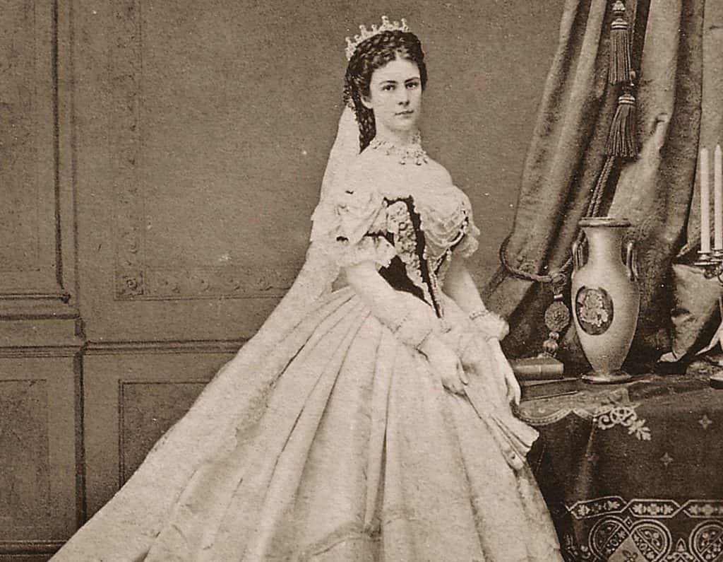 Empress Elisabeth Was Exquisite, Intelligent, And Vicious—Until Her ...