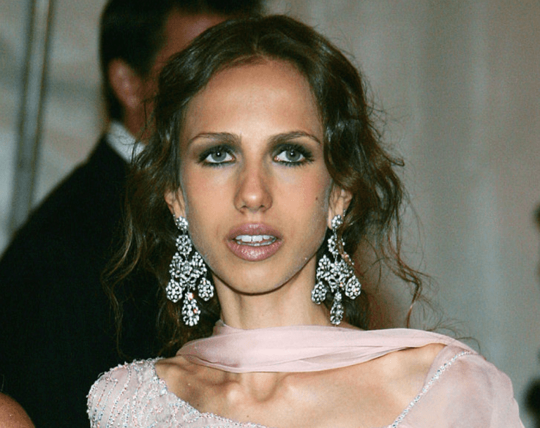 42 Fabulous Facts About The Versace Family, Fashion's Tragic Dynasty