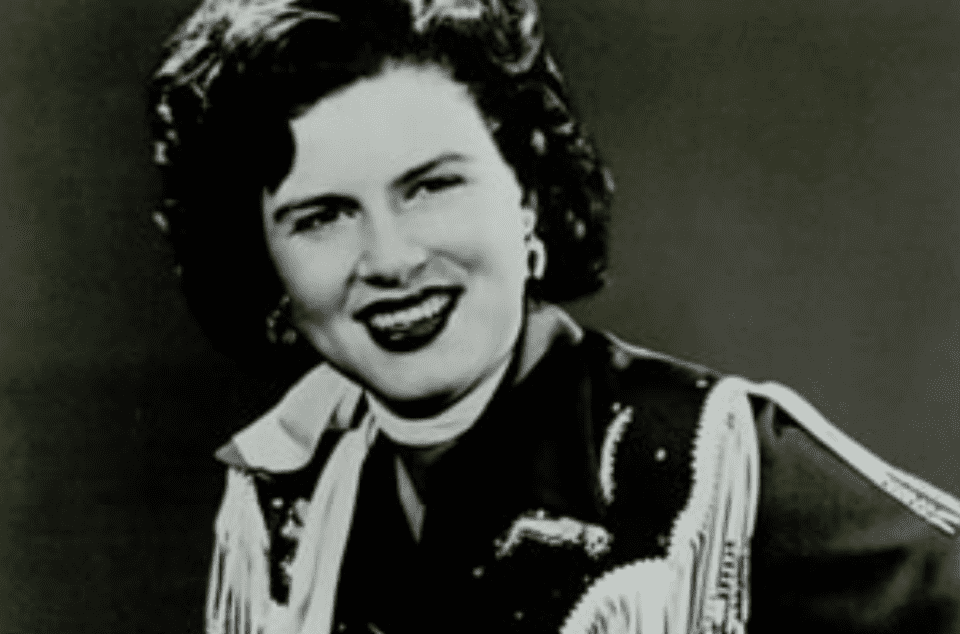 The Tragic Story Of Patsy Cline And The Day Country Music Died - Factinate