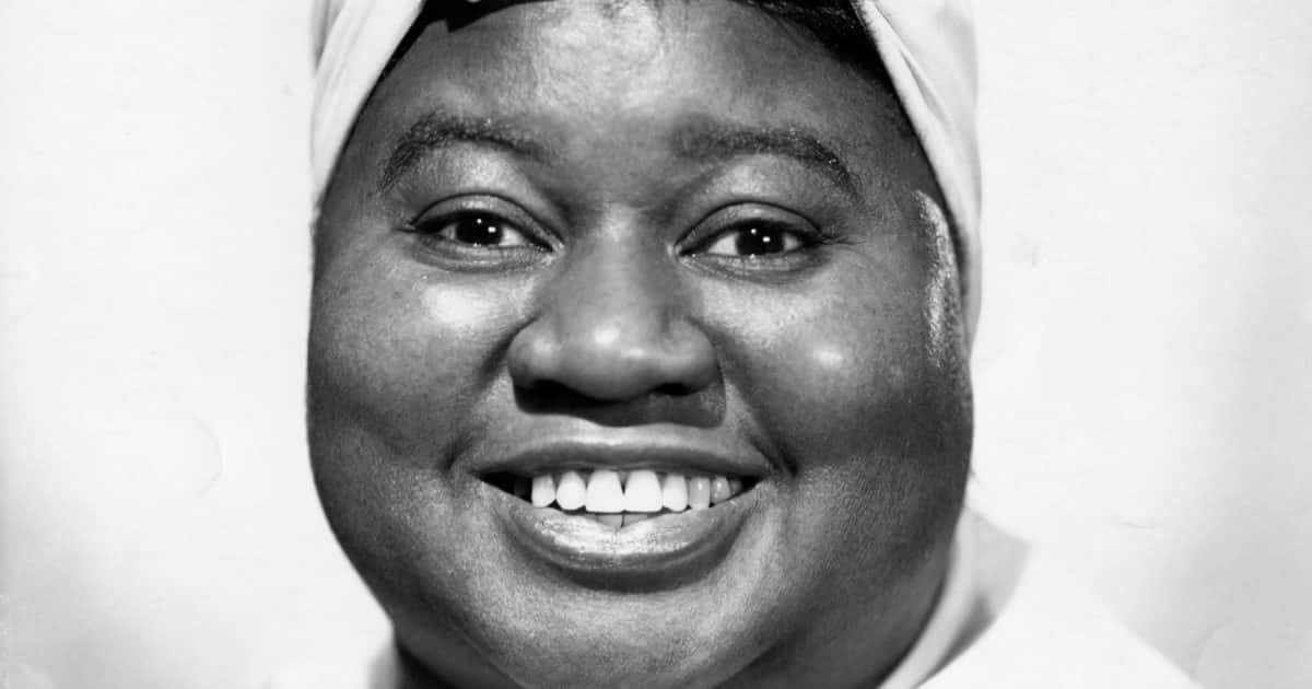 Trailblazing Facts About Hattie McDaniel, The Hollywood Pioneer - Factinate