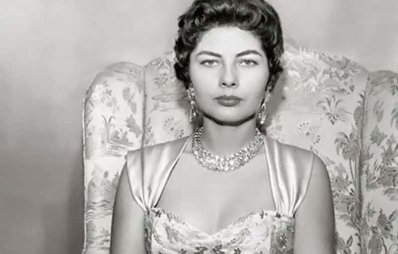 Royal Facts About About Queen Soraya, Iran’s Lost Empress - Factinate