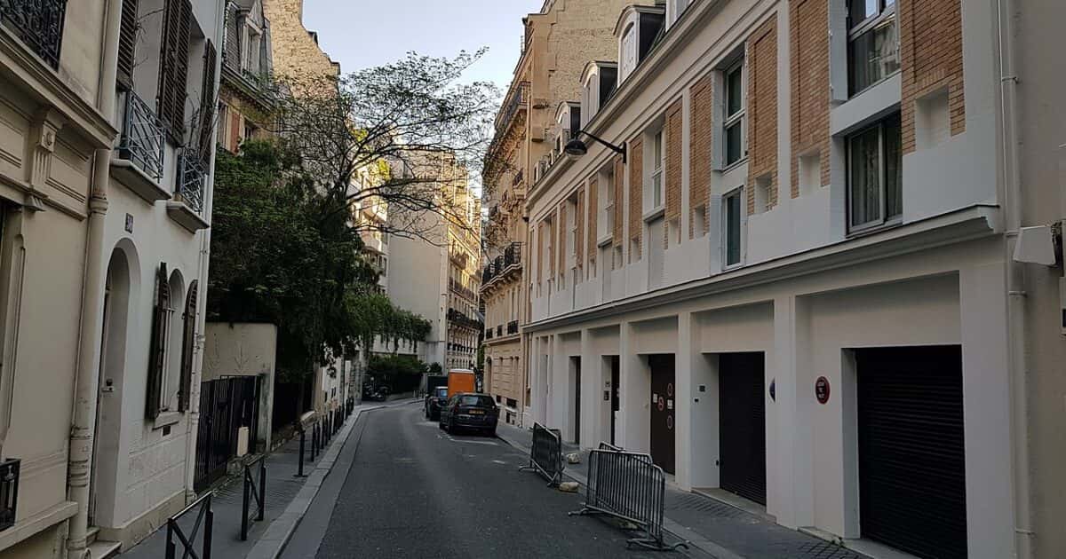 Bold Facts About Natalie Clifford Barney, The Aristocratic Scandal ...