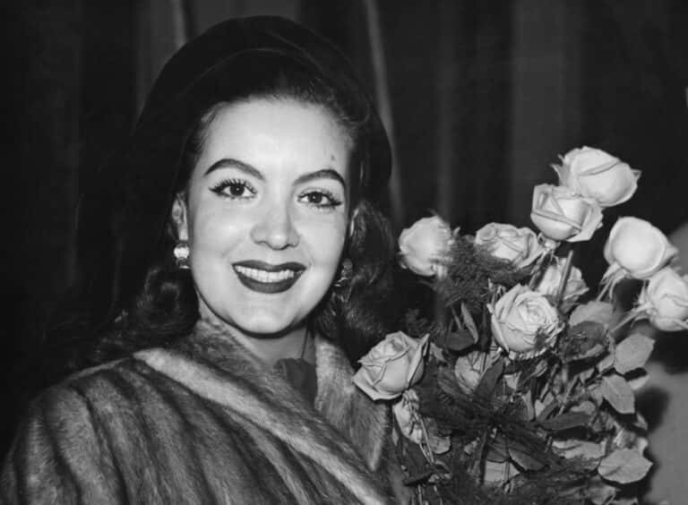 Fiery Facts About Maria Felix, La Dona Of Cinema