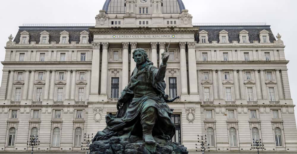 Slippery Facts About Aristotle Onassis, The Two-Faced Millionaire ...