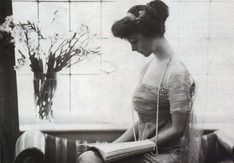 Tragic Facts About Gladys Deacon, The Socialite-Turned-Recluse