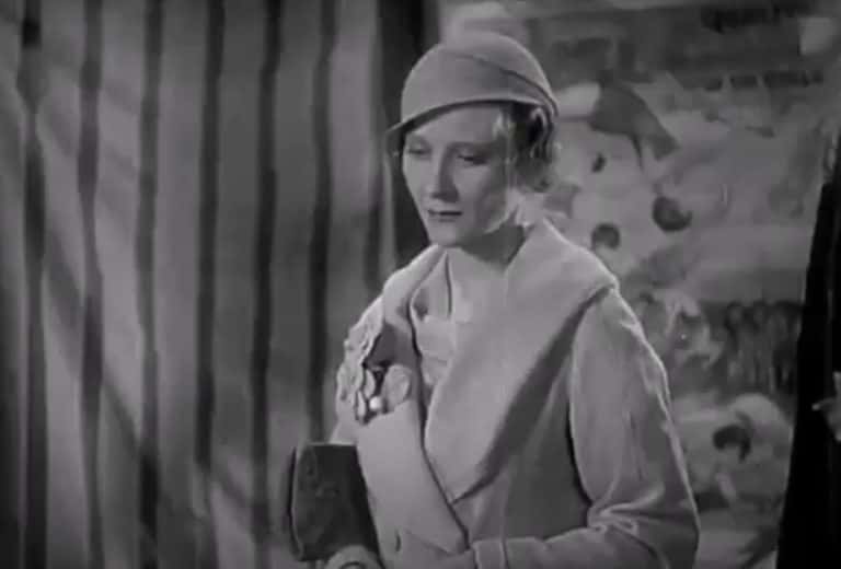 Tragic Facts About Peg Entwistle, Hollywood's First Victim