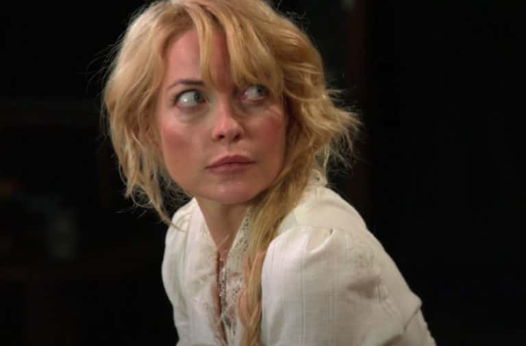 Tragic Facts About Peg Entwistle, Hollywood's First Victim