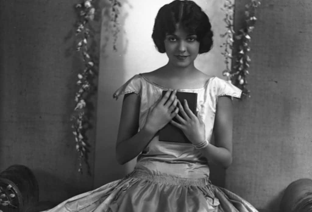 Scandalous Facts About Lila Lee, The Forgotten Siren