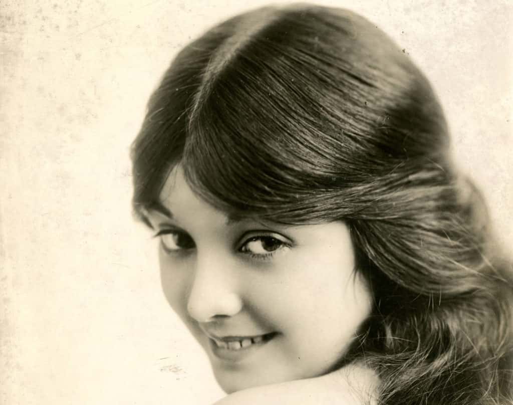 Scandalous Facts About Lila Lee, The Forgotten Siren