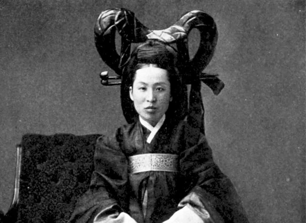 Tragic Facts About Queen Min, The Ghost Empress Of Korea