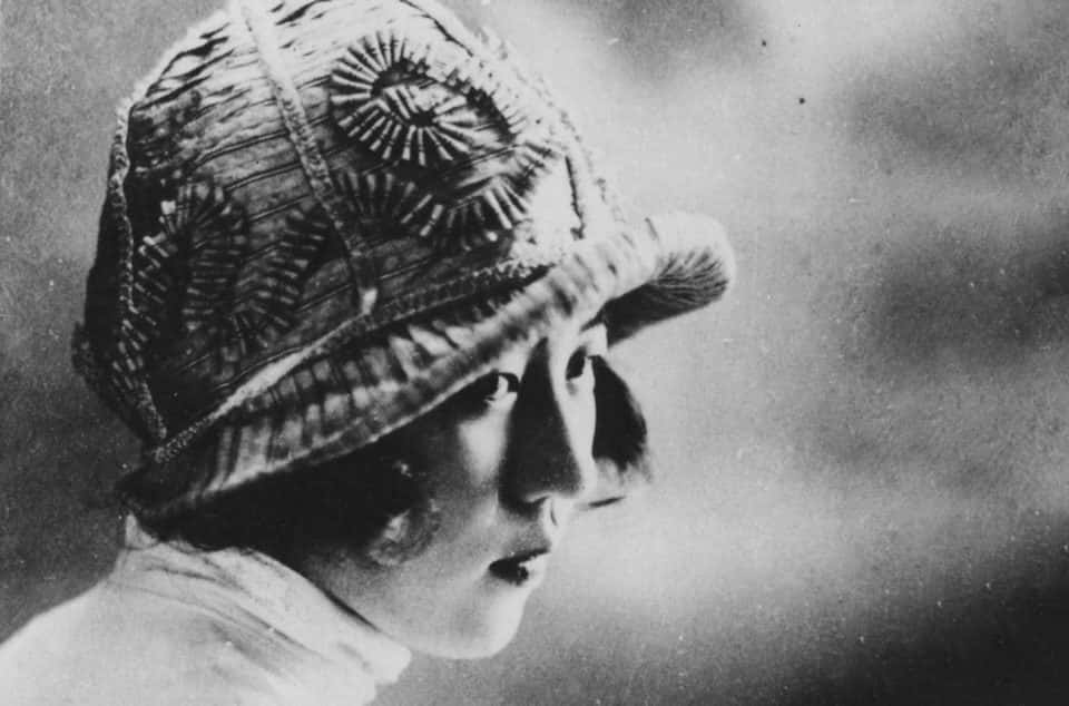 Sneaky Facts About Yoshiko Kawashima, The Mistress Of Disguise - Factinate