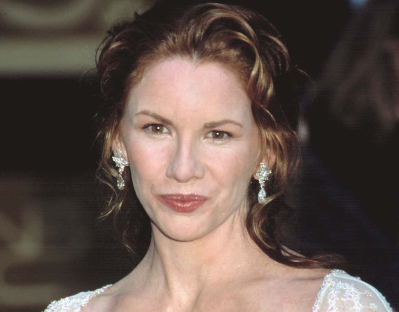 We Thought We Knew All The Dirt On Rob Lowe—We Were Wrong