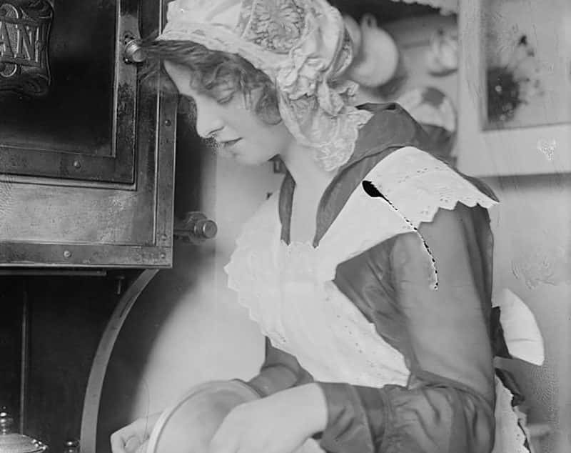 Untamed Facts About Olive Thomas, The First Tragic Star - Factinate