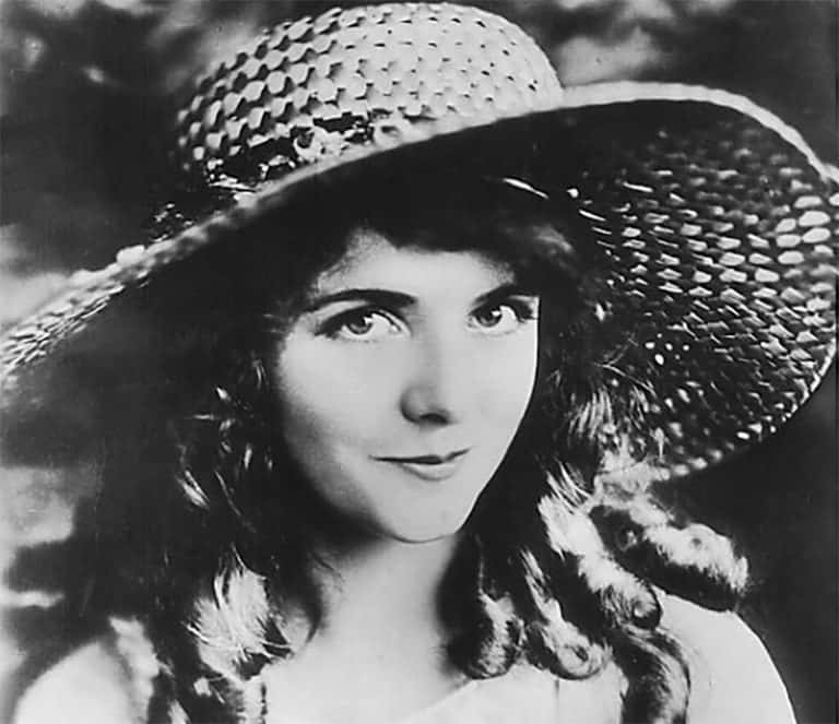 Untamed Facts About Olive Thomas, The First Tragic Star