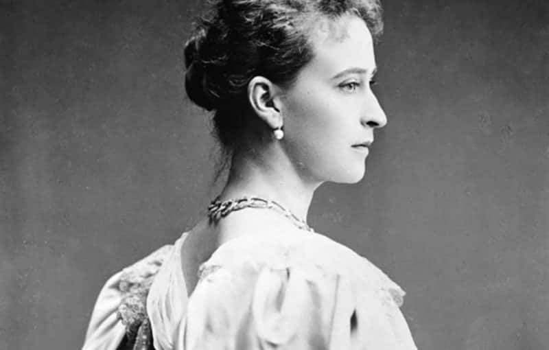 Tragic Facts About Elizabeth Feodorovna, The Martyred Princess - Factinate
