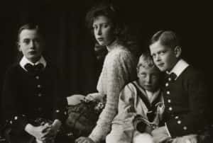 Tragic Facts About Prince John Of The United Kingdom, The Lost Royal