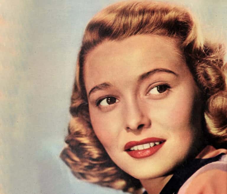 Agonizing Facts About Patricia Neal, The Heartbroken Actress