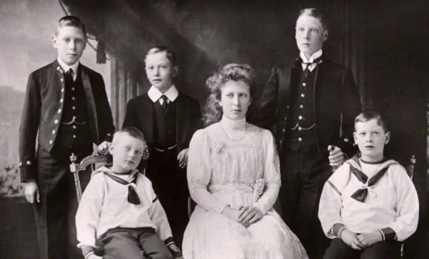 Tragic Facts About Prince John Of The United Kingdom, The Lost Royal