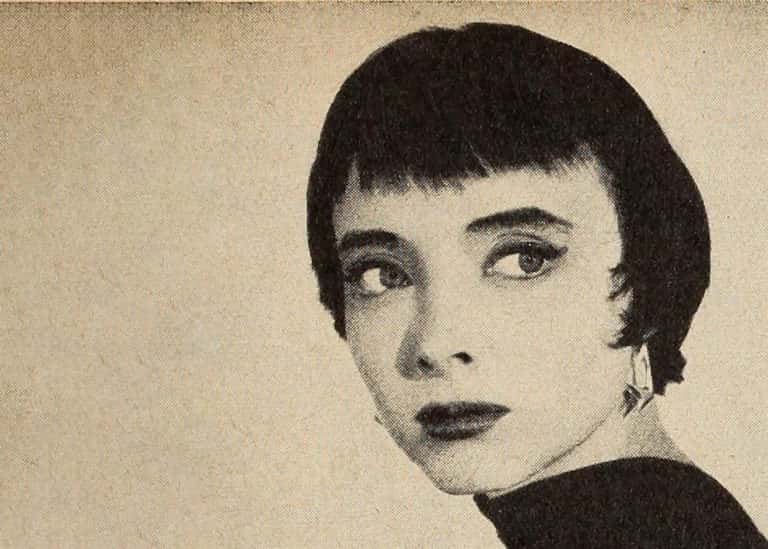 Chilling Facts About Carolyn Jones, Hollywood’s Macabre Icon