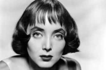 Chilling Facts About Carolyn Jones, Hollywood’s Macabre Icon - Factinate
