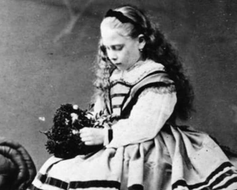 Sacrificial Facts About Princess Beatrice, Queen Victoria’s “Baby”