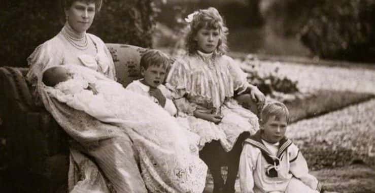 Strange Facts About Prince Henry, The Royal Family's Forgotten Son ...
