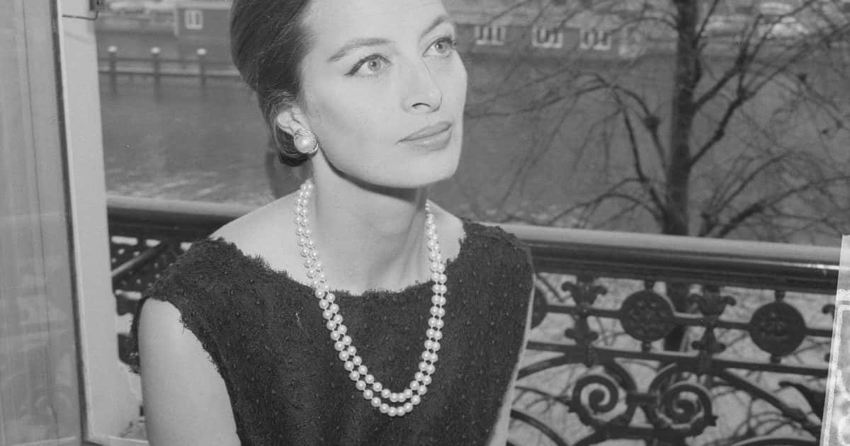 Crystal Facts About Capucine, The Falling Star - Factinate