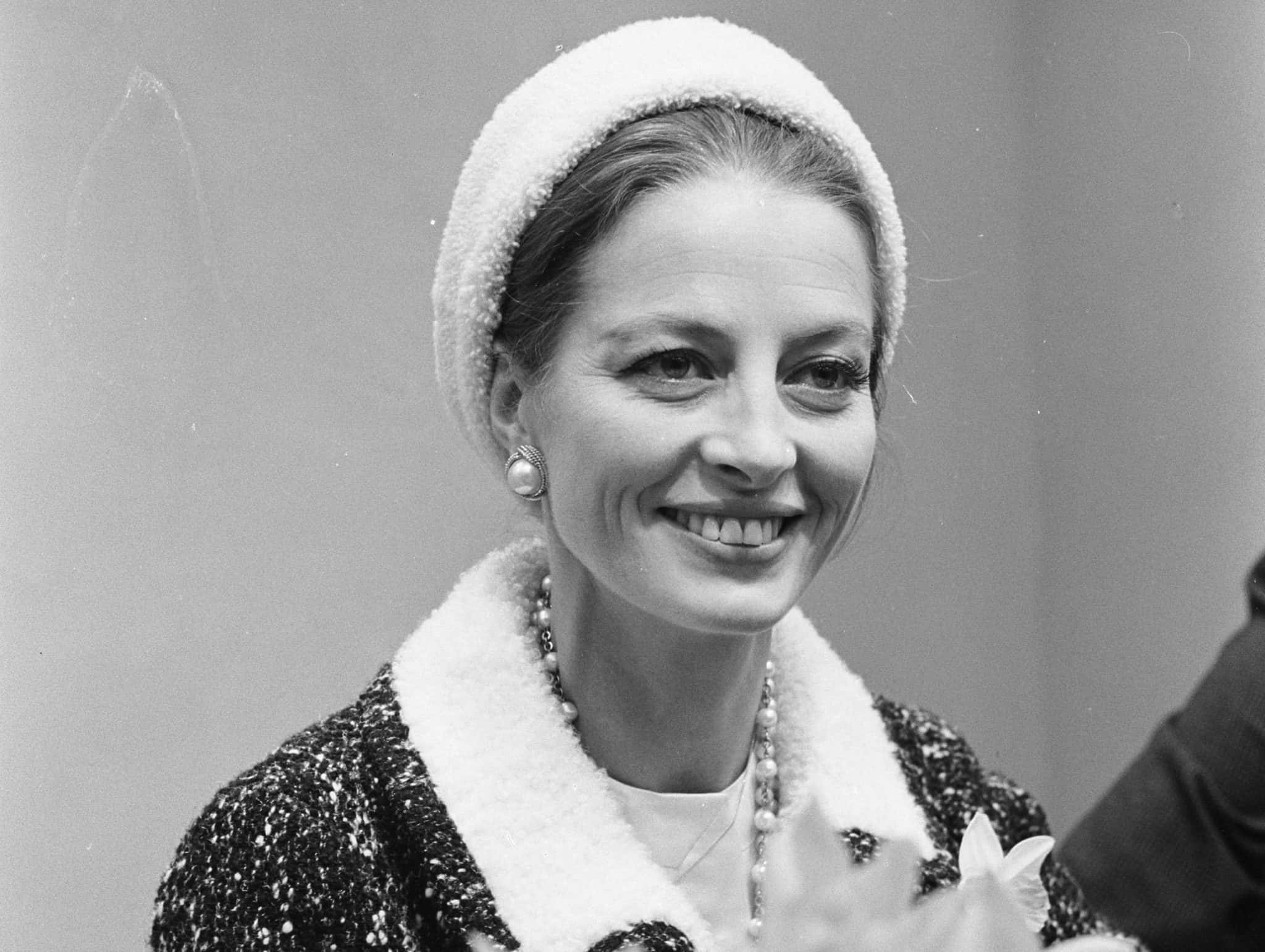 Capucine, The Falling Star