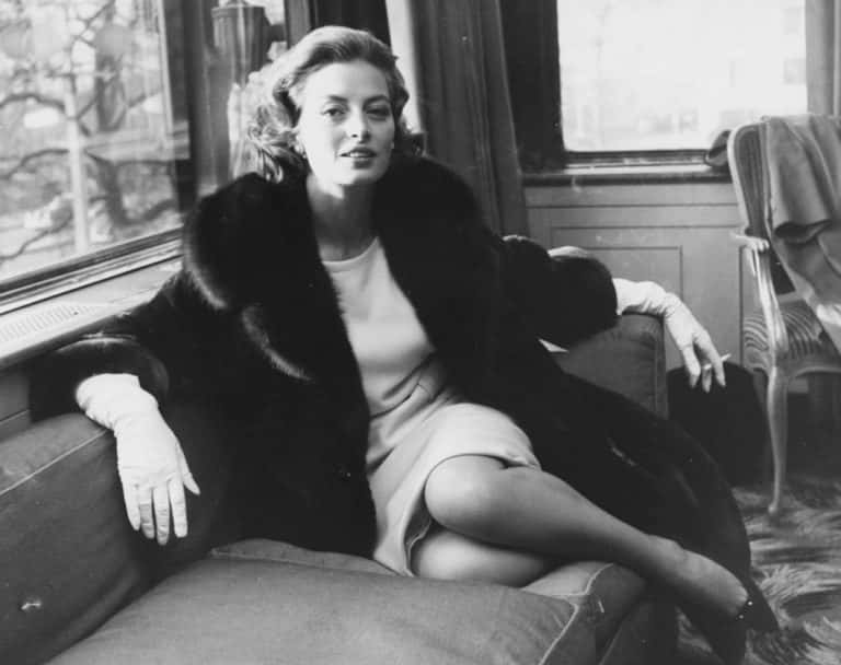 Capucine, The Falling Star