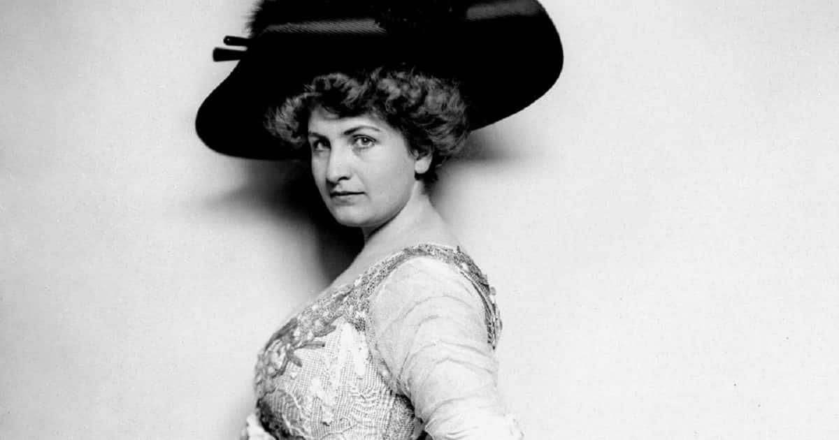 Unruly Facts About Alma Mahler, The Dark Jewel Of Vienna - Factinate